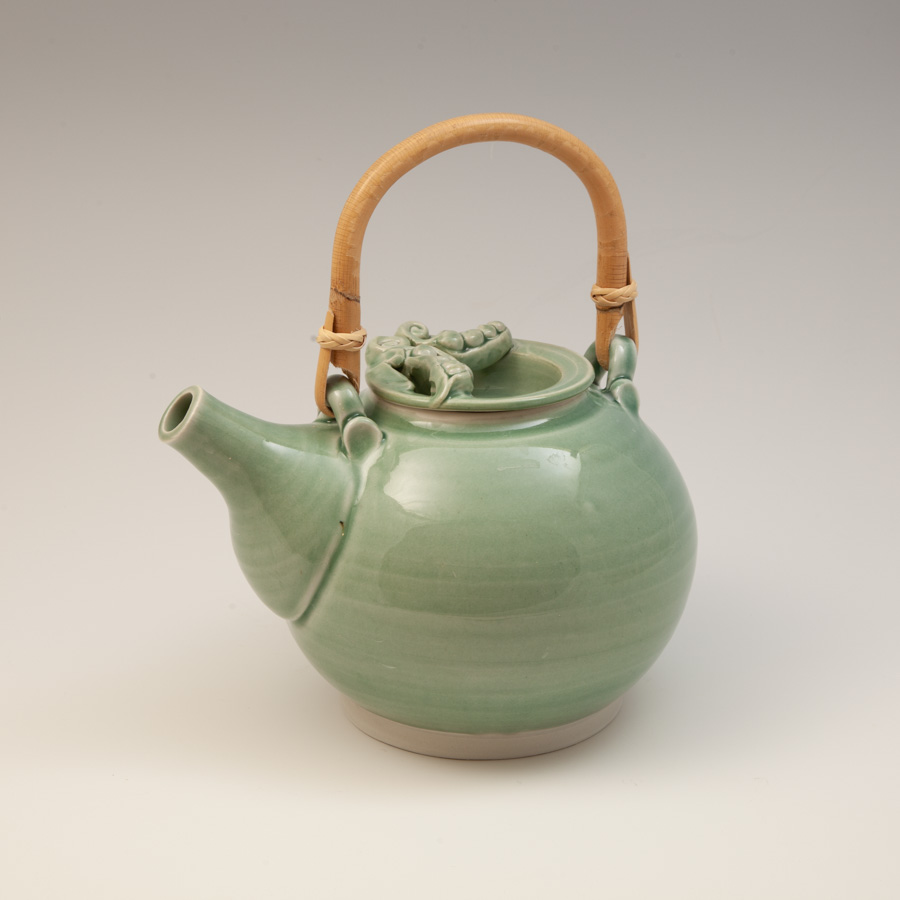 New Teapots – Diane Heart Pottery